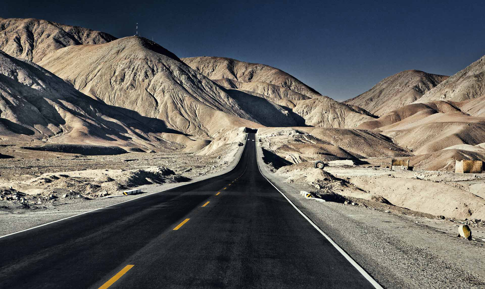 Chile Roads Photoshoot | By Robert Wilson